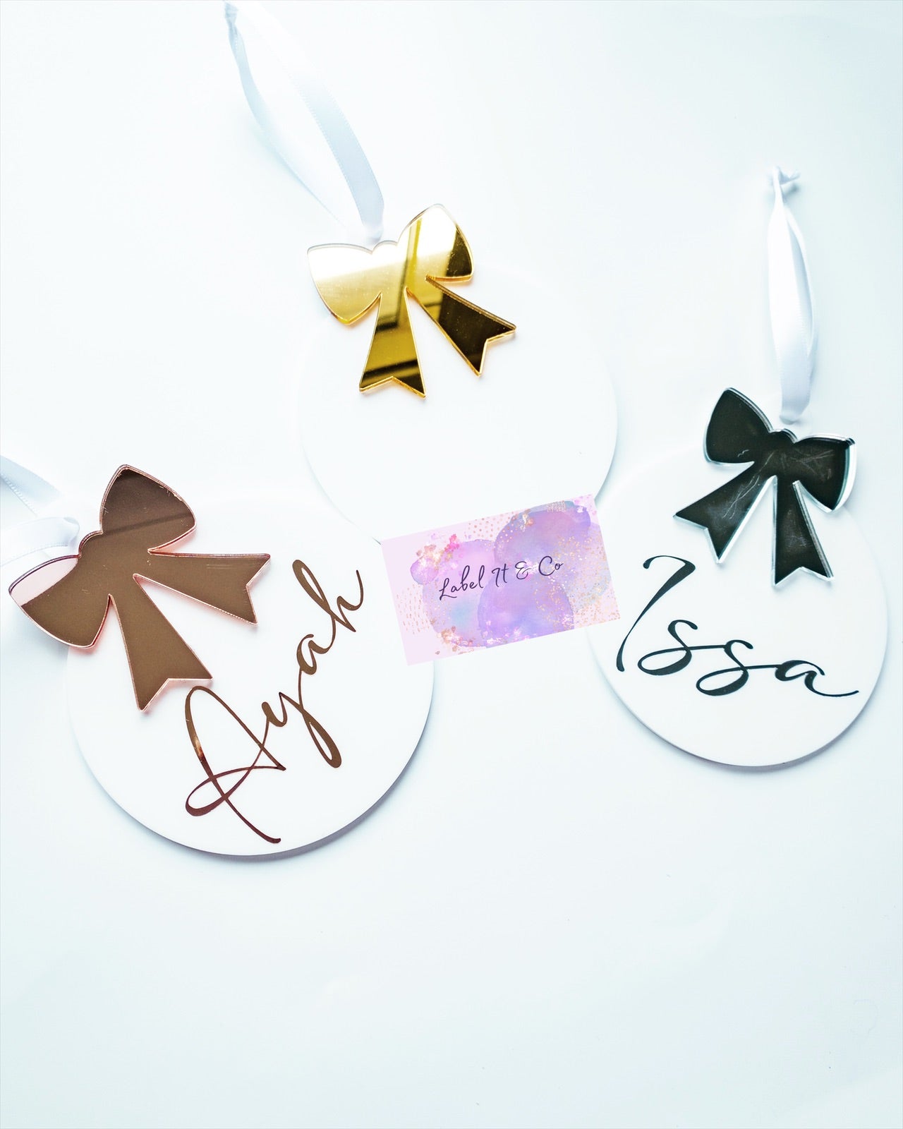 Personalised Christmas Baubles – Label it and Co